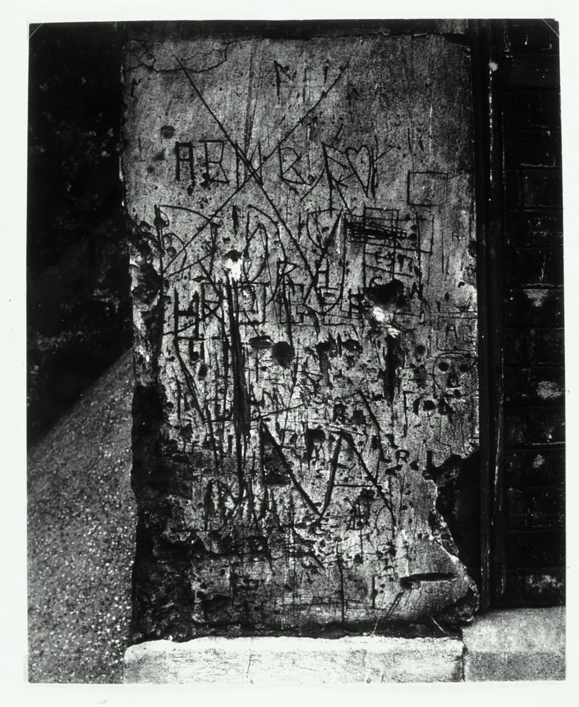 Sense títol. Graffiti. Sèrie II: "Langage du mur", c. 1930. Print run ...