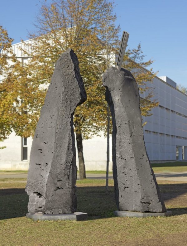 Xavier Corberó y la imagen del poder | Coleccionable | MACBA Museo de ...