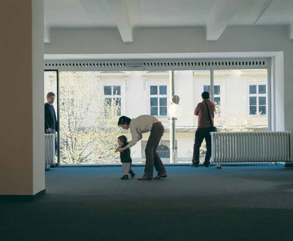 Teaching to Walk | Actividad | MACBA Museo de Arte Contemporáneo de ...